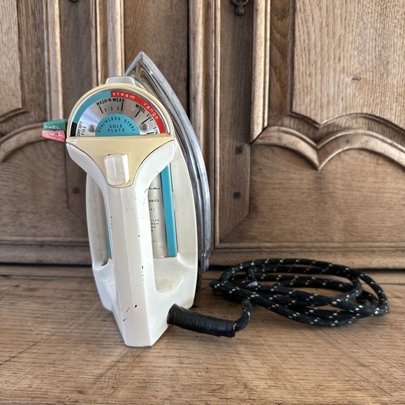 Kenmore | Other | Vintage Sears Kenmore Steam Iron Model No 5876224 ...